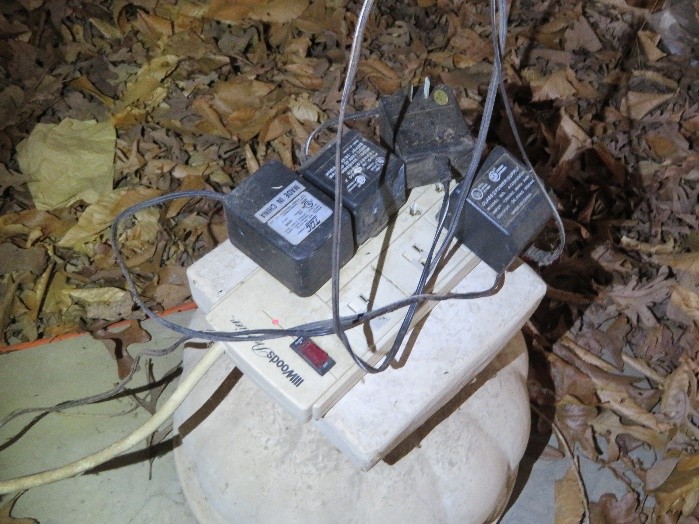 This electrical “spaghetti” is installed at the EXTERIOR of this house ...